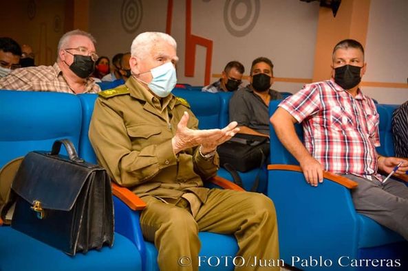 Visita a la Central Termoeléctrica "Lidio Ramón Pérez" de Felton ...